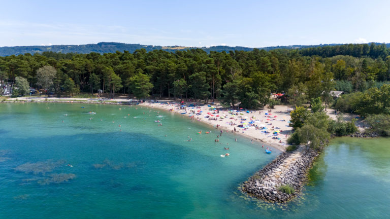 The sandy beaches of Yvonand - Northern Vaud Tourism